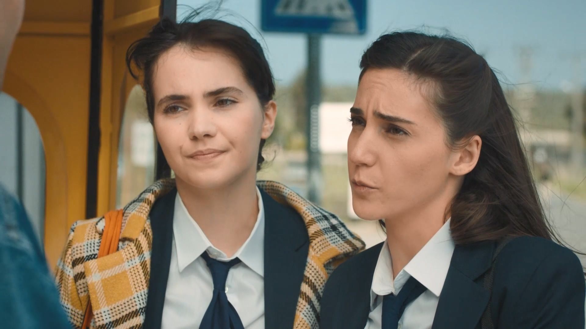 Three Sisters S1｜Episode 25｜Turkish Dramas | Viu Philippines