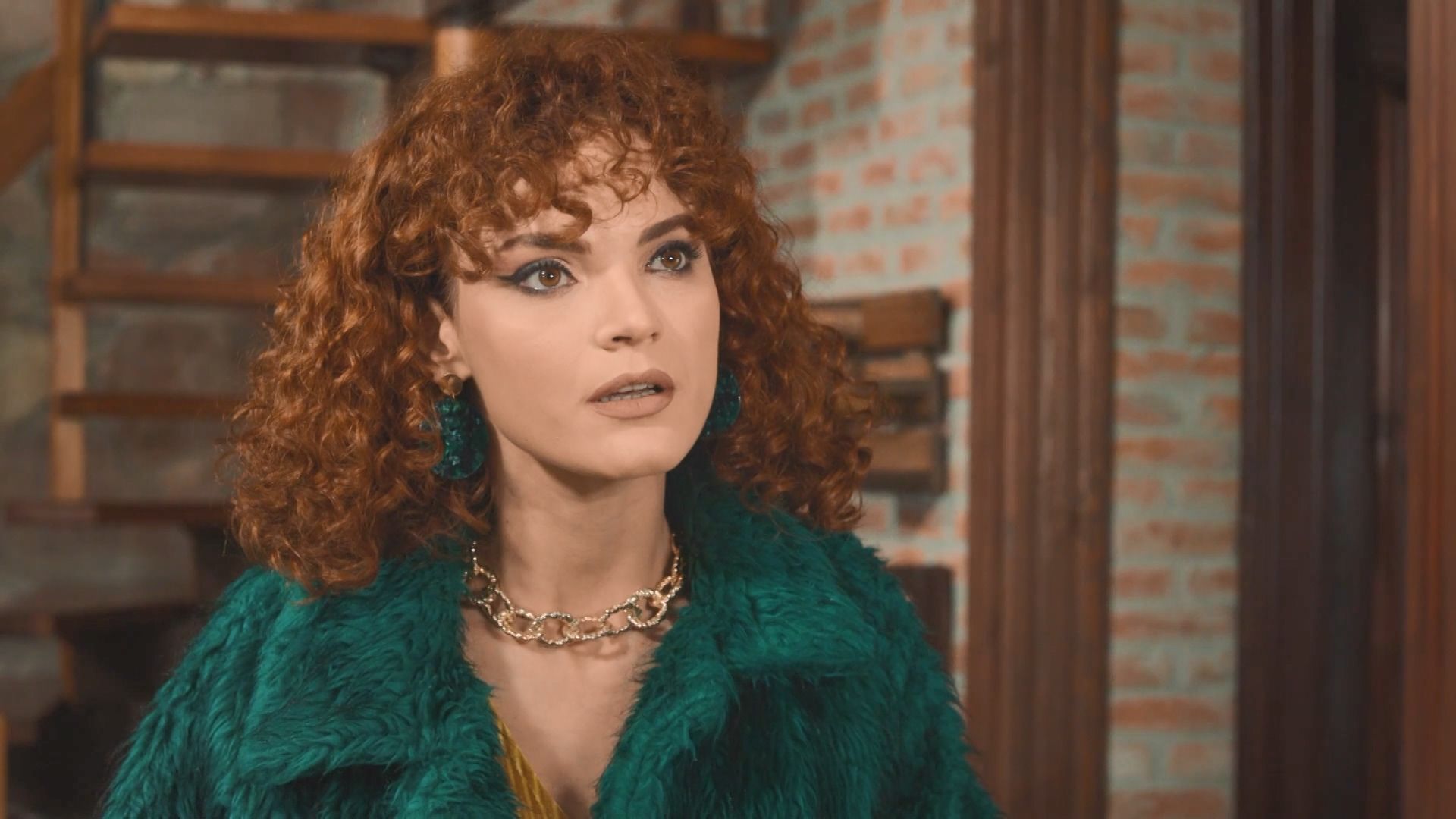 Three Sisters S1｜Episode 6｜Turkish Dramas | Viu Philippines