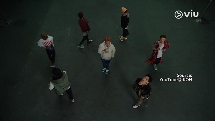 iKon authenticating their position of being one of the hottest boy ...