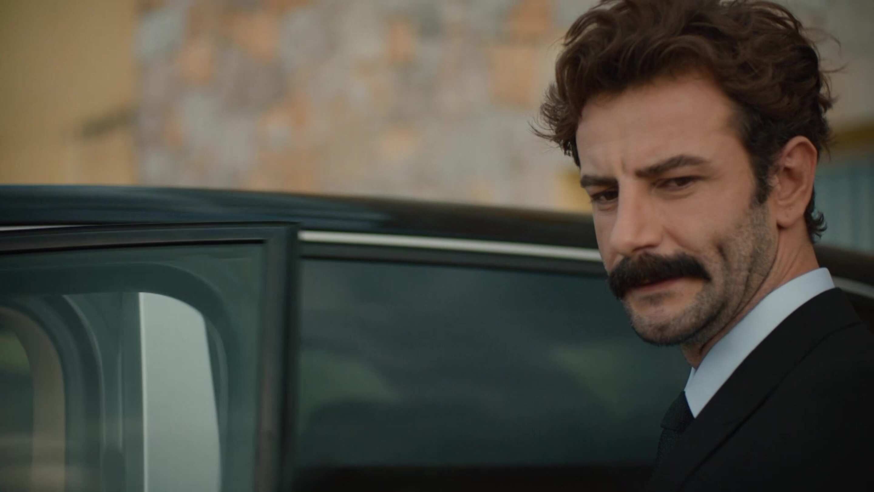 Watch Series Thalath Akhawat - Üç Kız Kardeş | Episode 162 Online | Viu ...