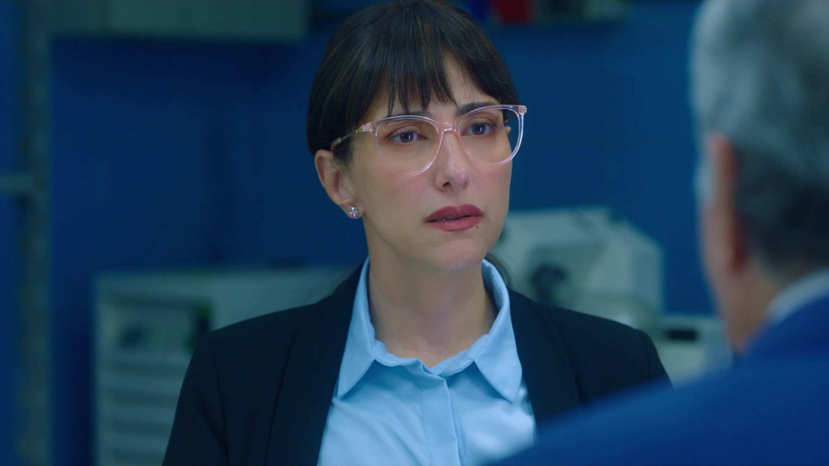 شاهد مسلسل صفحة بيضا الحلقة 2 أونلاين | Viu